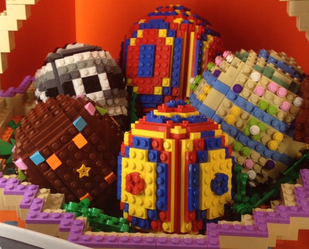 LEGO® Easter Egg Building Instructions – HILUG